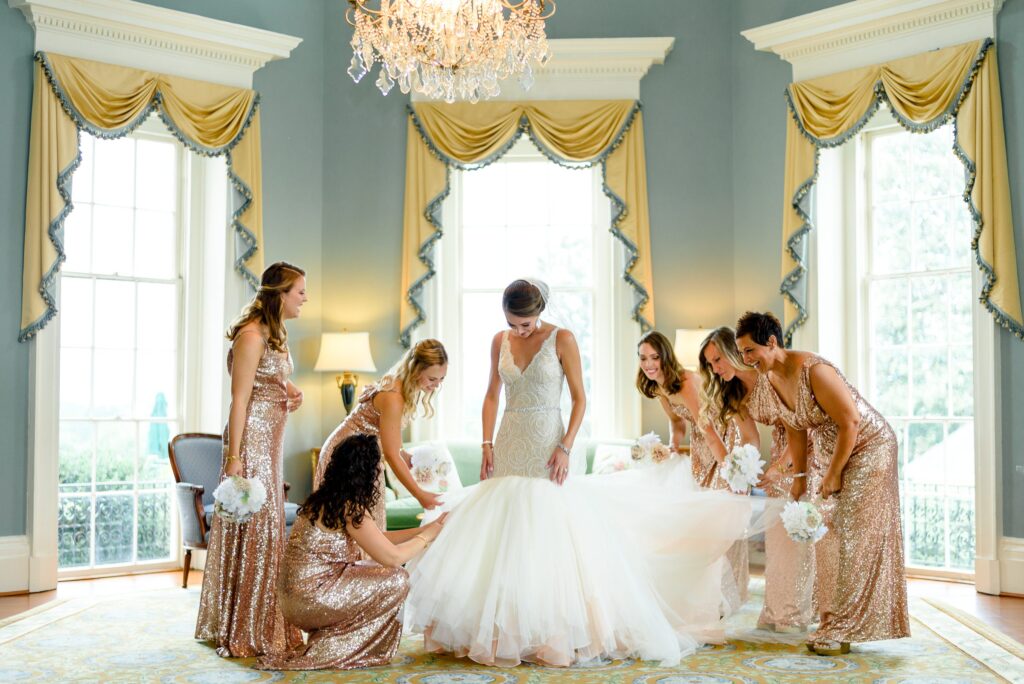 4 Must-Have Lenses for Wedding Photography